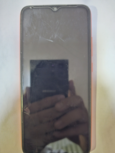 Redmi 9C 3/32 holati yaxshi