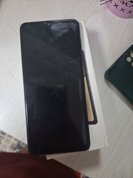 Samsung galaxy a12 tinniq