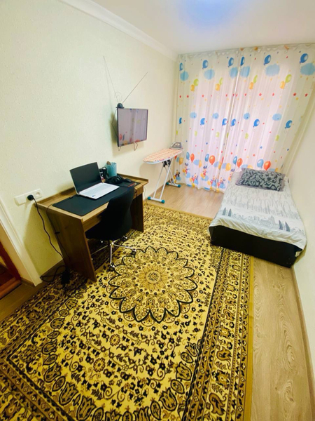Продается 4 комнатная квартира площадью 82 кв.м. По ул. Шота Руставели