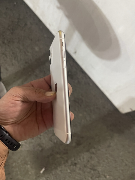 İphone 11 128 gb 100 yom ideal