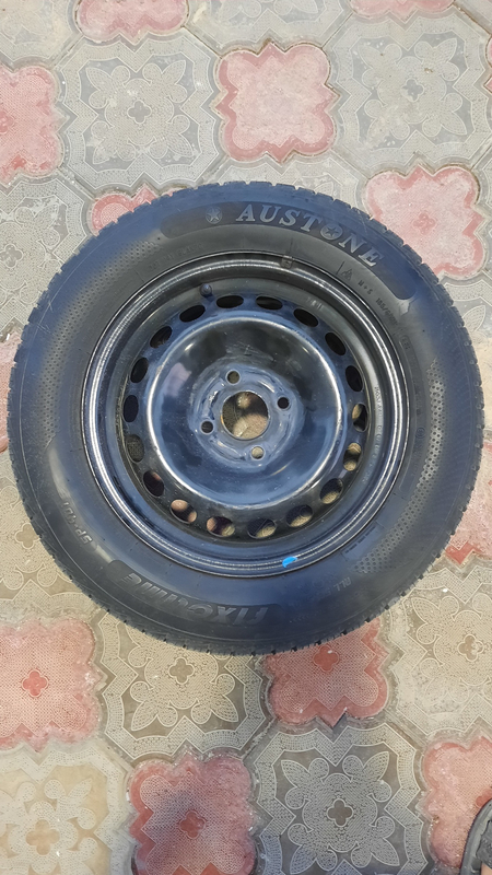 Диски и шины Austone 185/65/R14 всесезонный состояние идеал
