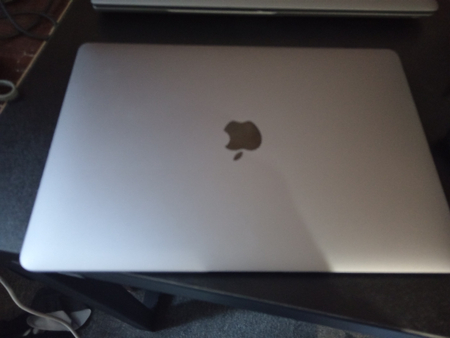 MacBook Air M1 13.  8/256