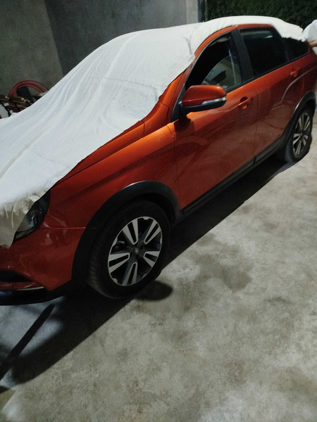 Lada Vesta coross