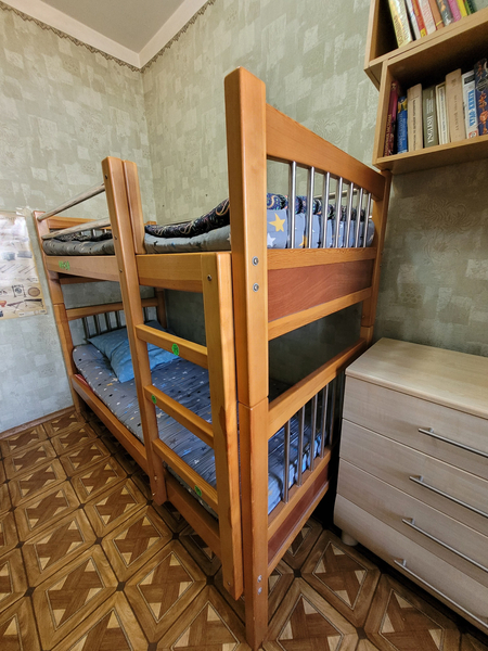 Продаётся двухэтажная кровать