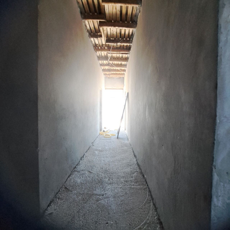 Uchastka sotiladi