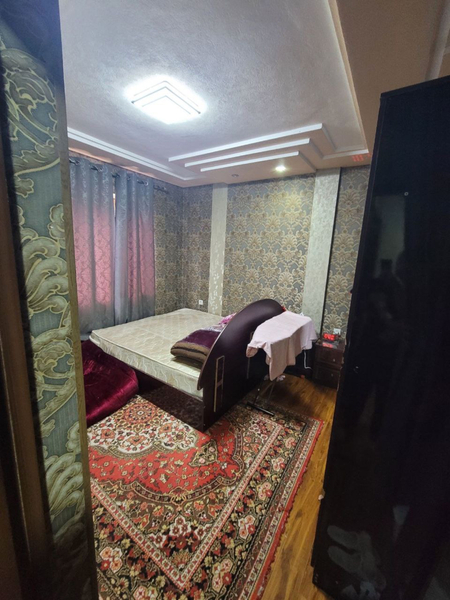 Oylaga yakasaroydan 380 y.e dan bezmakler kvartiralar bor srochna