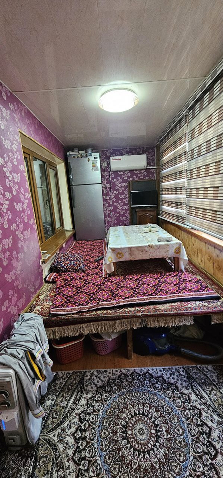 Чиланзар 23кв 3/1/5 квартира сотилади срочна Балкон 2/6 68м²