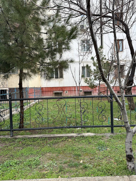 111м2 Продется под офис квартира М.Беруний