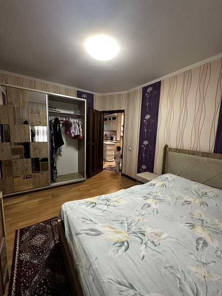 Продается 4х комнатная квартира Ул.Паркент (Авиционный колледж)