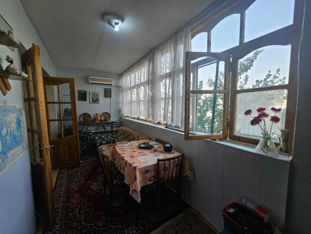 Продаётся 2х комн квартира на 4 этаже Ор-р Чевар