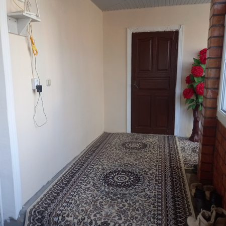 Zudlik bilan sotiladi narx kelishiladi