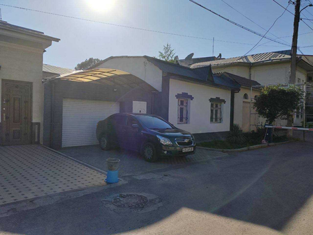 Продаётся участок под строительство гостиницы, здания или дома. Ивлева