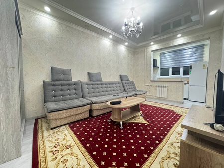 Продам чиланзар 10. Одна переделанная на двух