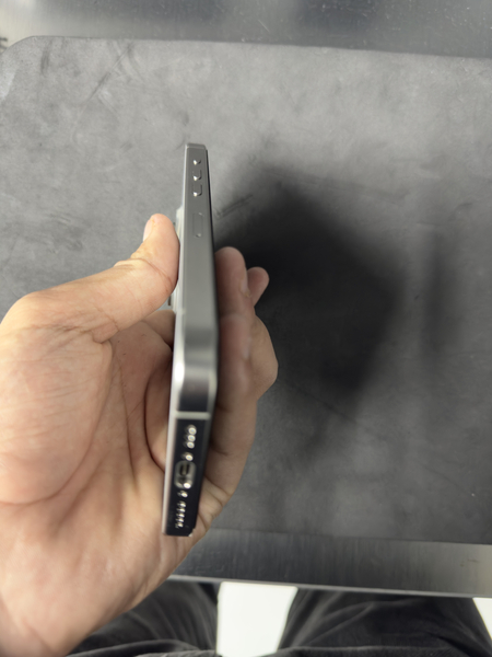 Iphone 15 pro 256gb  Natural Titanium
