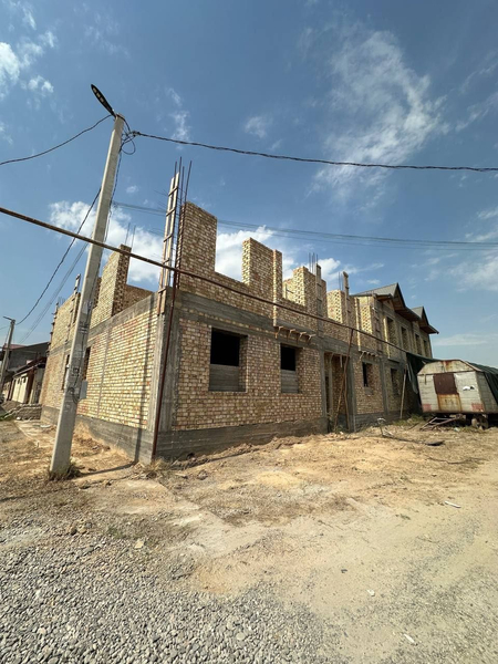 Кибрай Хайдаробод Продается Коробка  6 соток