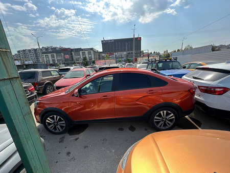 Продаётся Lada Vesta Se Cross 2019 года выпуска