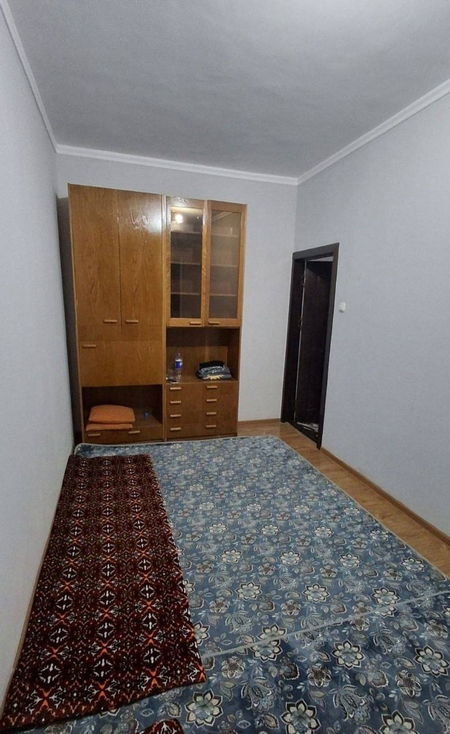 Продаётся 2/2/4 на мв.Феруза