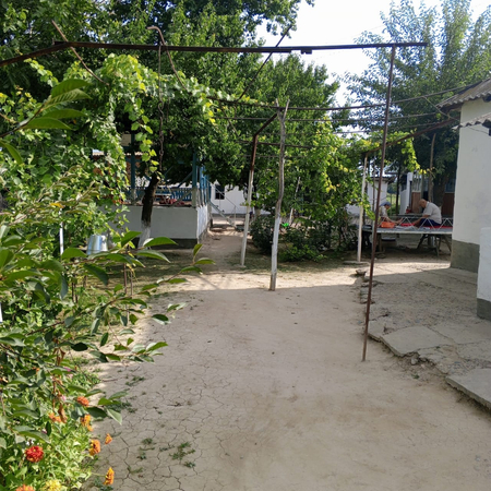 Uy sotiladi Toshkent viloyati
