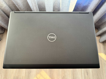 Dell i7 8850H/16GB/512GB/Nvidia 4GB/IPS/Face ID