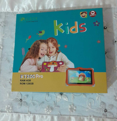 Срочно  продам детский Планшет KT200 Pro