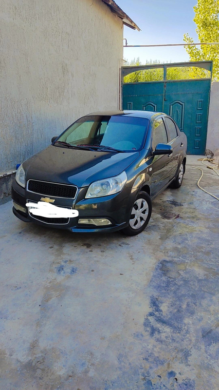 Nexia 3 satiladi 2 pozisya