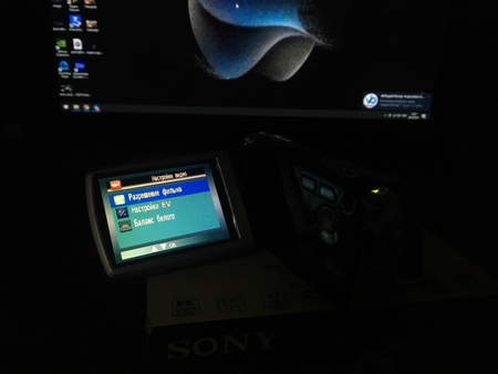 Sony video kamera sotiladi