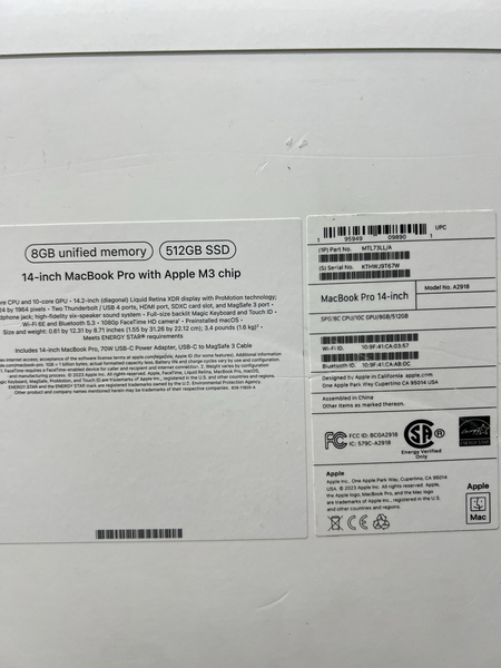 MacBook Pro 14 M3 8/512 Новый Йенги