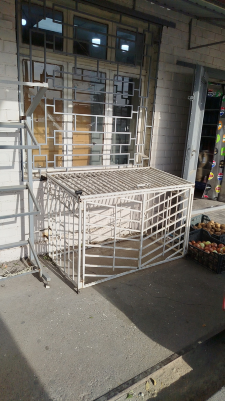 Продаётся  решётка для холодильника