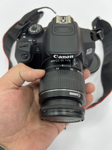 Canon eos 4000D 18-55 kak noviy garantiya yest