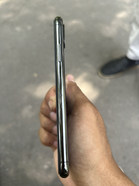 Ideal Iphone xs 84%