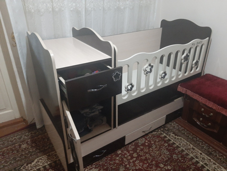 Detskiy Kravat sotiladi.