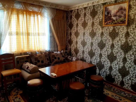 Продаётся 1/2/5 на Караташ не торец ор р Туркуаз
