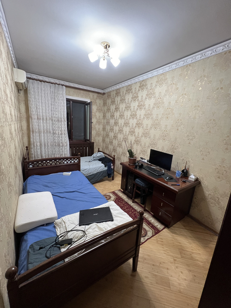 Durujba milliy bog metroni tepasi 3xona faqat naqtga srochni