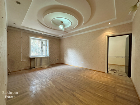 ул. Садык Азимова 4х ком. 127 м², посольство Японии