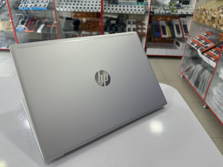Hp ryzen 5 16 gb operativka 512 ssd metal korpuslik otpechatka bor