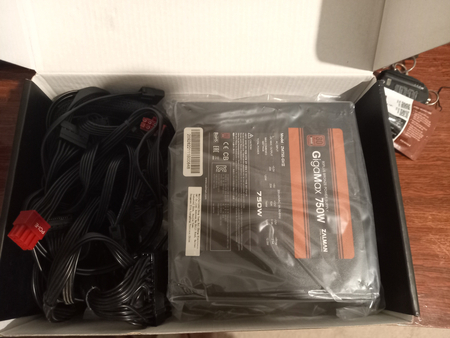 Продам блок питания zalman gigamax 750 w bronze