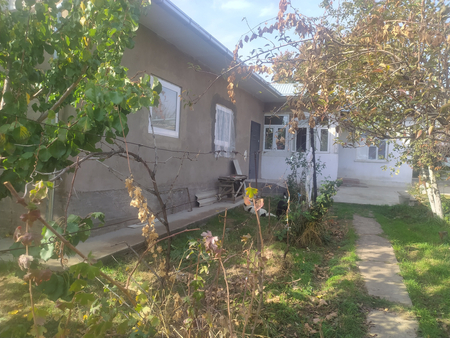 Hovli uy продается дом