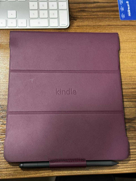 Amazon kindle Scribe (2023) 64 gb с оригинальным чехлом + premium pen