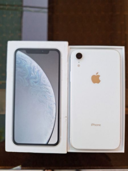 iPhone XR  IDEAL 64GB
