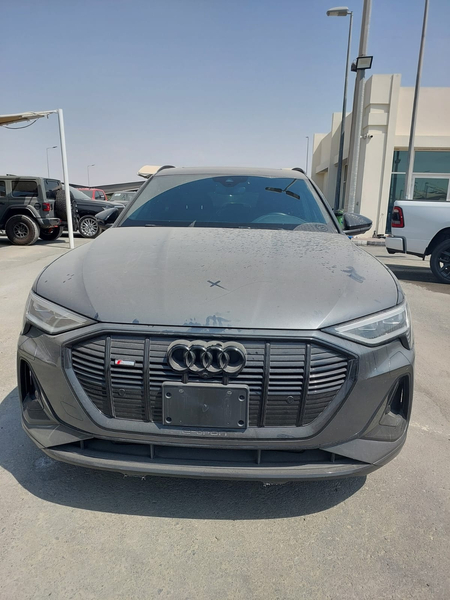 Audi e tron quatro