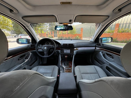 Продаётся BMW E39 530i  2002 года
