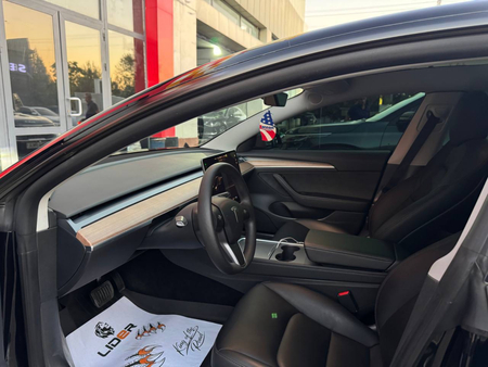 Tesla Model 3 - toza!! SROCHNO SOTILADI