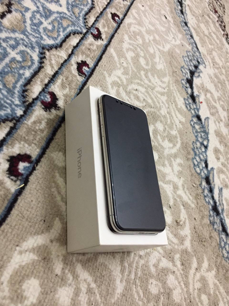 Iphone x 64gb LLA srochna sotiladi