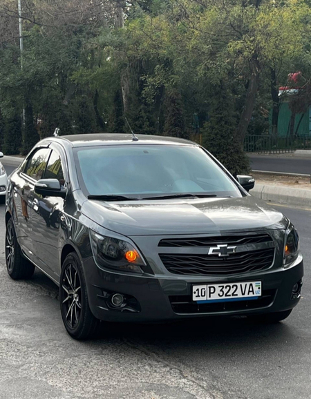 Продаю cobalt свою