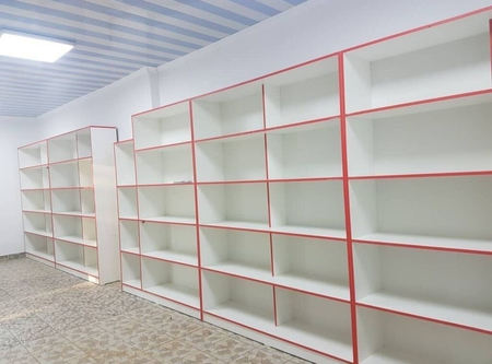 Vitrina mebel zakazga yasaymiz magazin apteka ofislarga stilaj