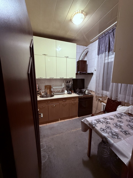 Чилонзор район 16-кв 3/1/4 панель 1.5*3