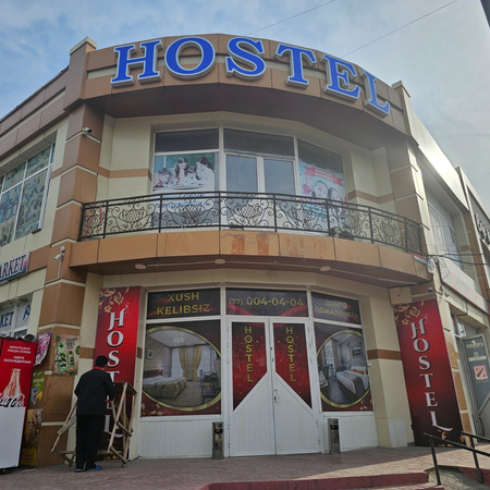 ARZON XOSTEL 50000 sum