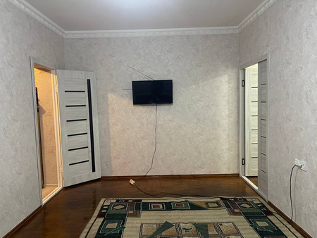 СРОЧНО ПРОДАЁТСЯ
1+2/5/5 квартира,Французская планировка, балкон
