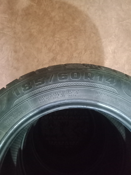 Продам шину на Спарк в хорошем состоянии 185/60/R14