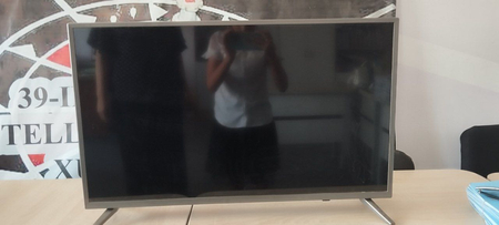 Телевизор LG LED-32E68TS